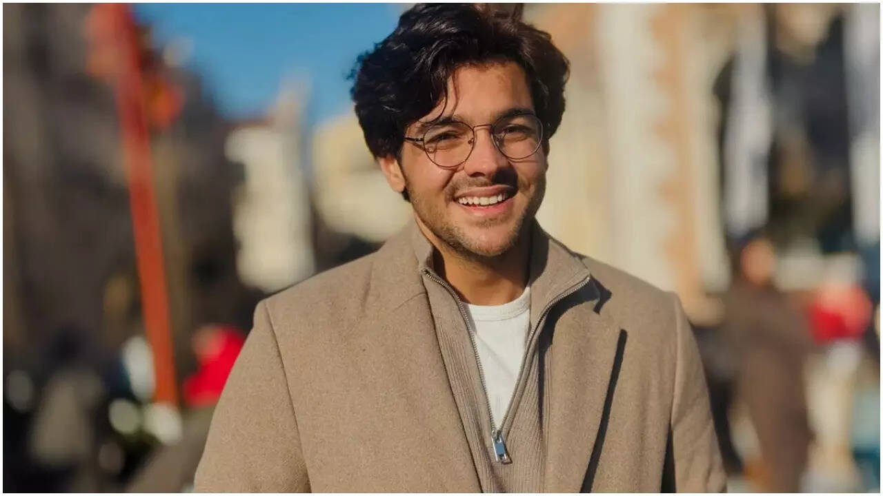 Ashish Chanchlani reveals ‘Ekaki’ chapter 5 delay due to VFX crash ...