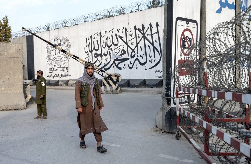Taliban confirms it is holding Americans, ex-intel officer calls ...