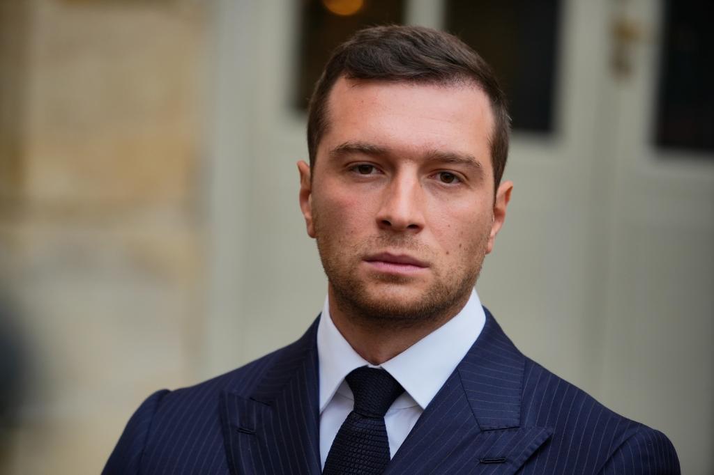 « Je n'ai de fascination pour personne » : Jordan Bardella affiche ses ...