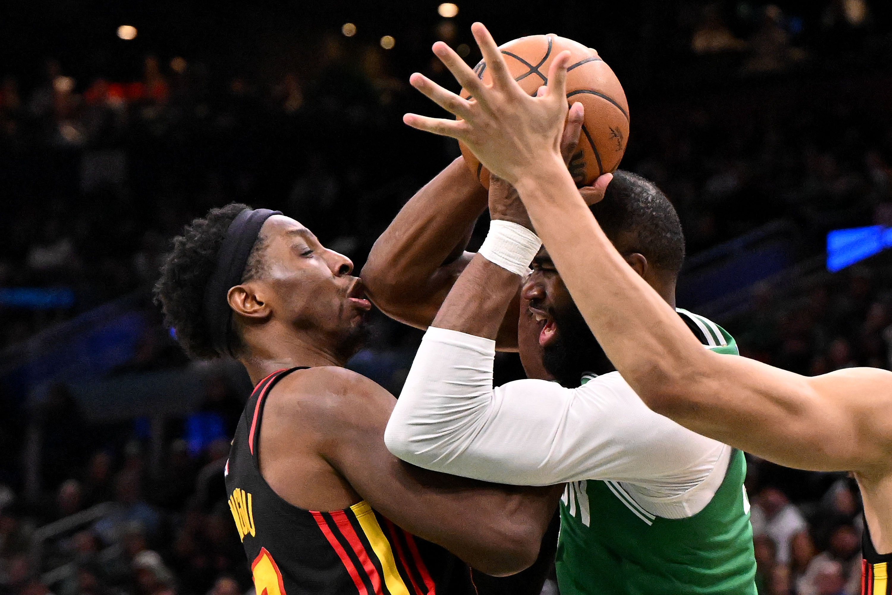 “It wasn’t intentional”: Jaylen Brown remorseful for knocking Onyeka ...