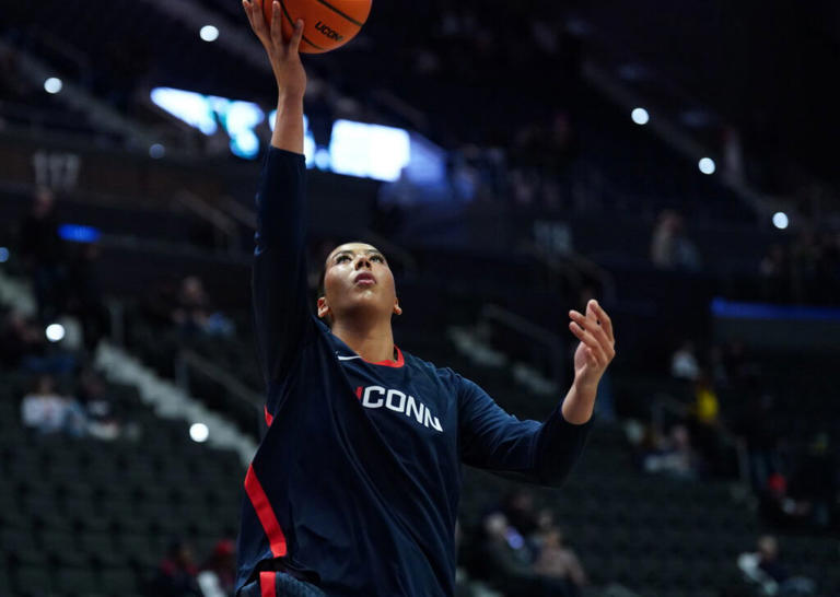 5 international stars dominating women’s college basketball this season
