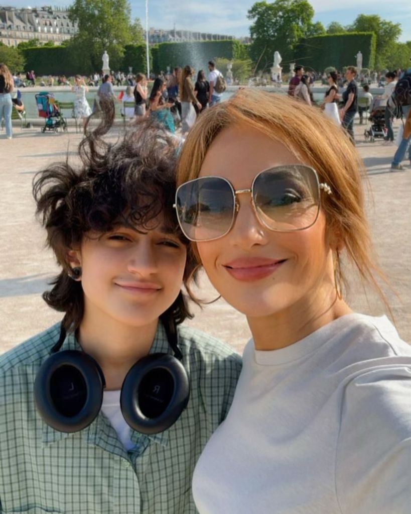 Meet Marc Anthony's 8 children, including twins with Jennifer Lopez