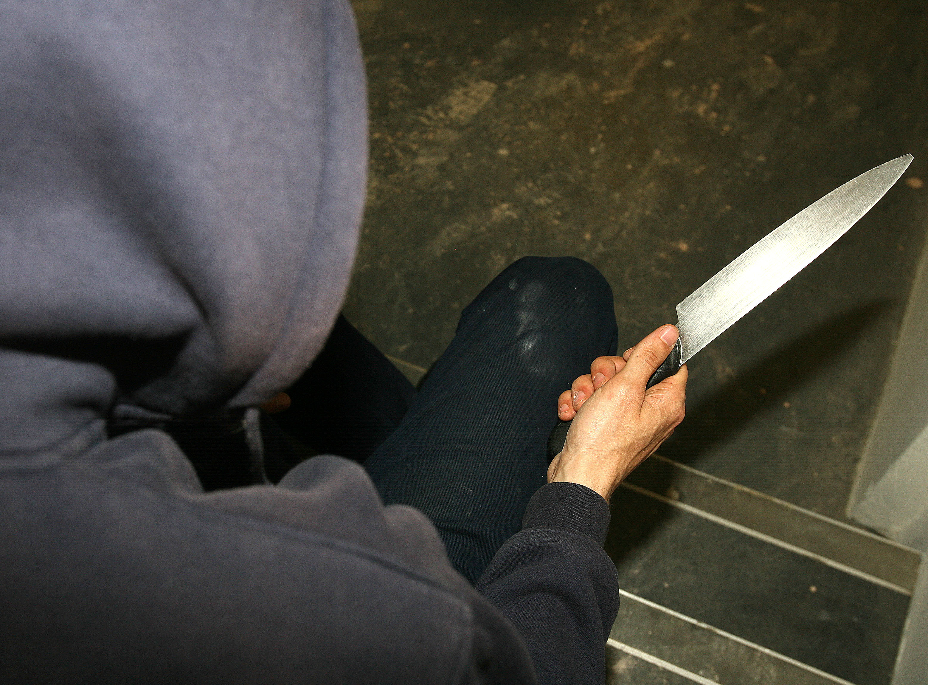 Homicides at lowest level for more than 40 years as knife crime falls