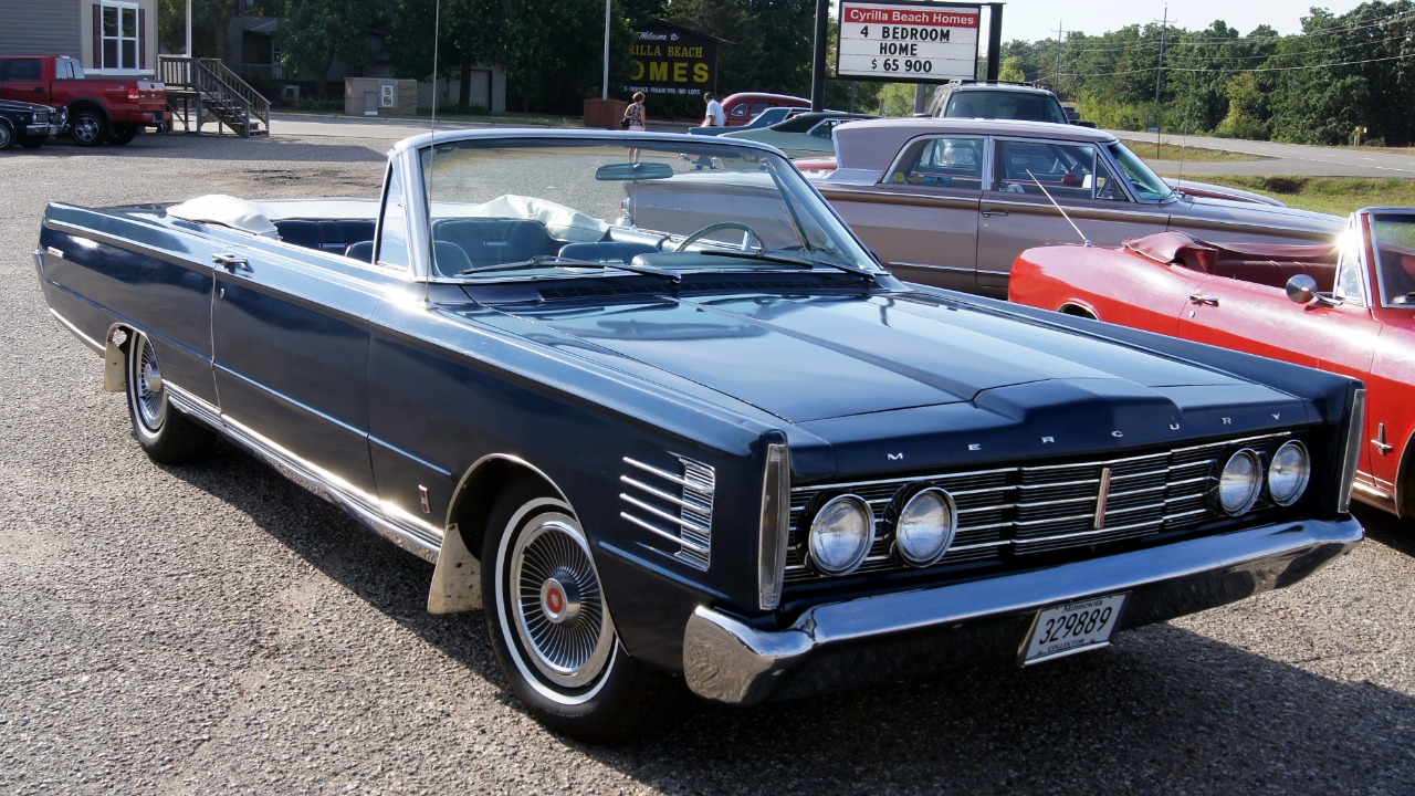 The 1965 Mercury Park Lane went upscale when buyers wanted comfort