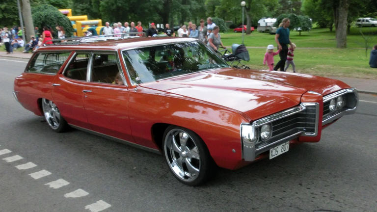 Why the 1969 Pontiac Executive lived in the Bonneville’s shadow