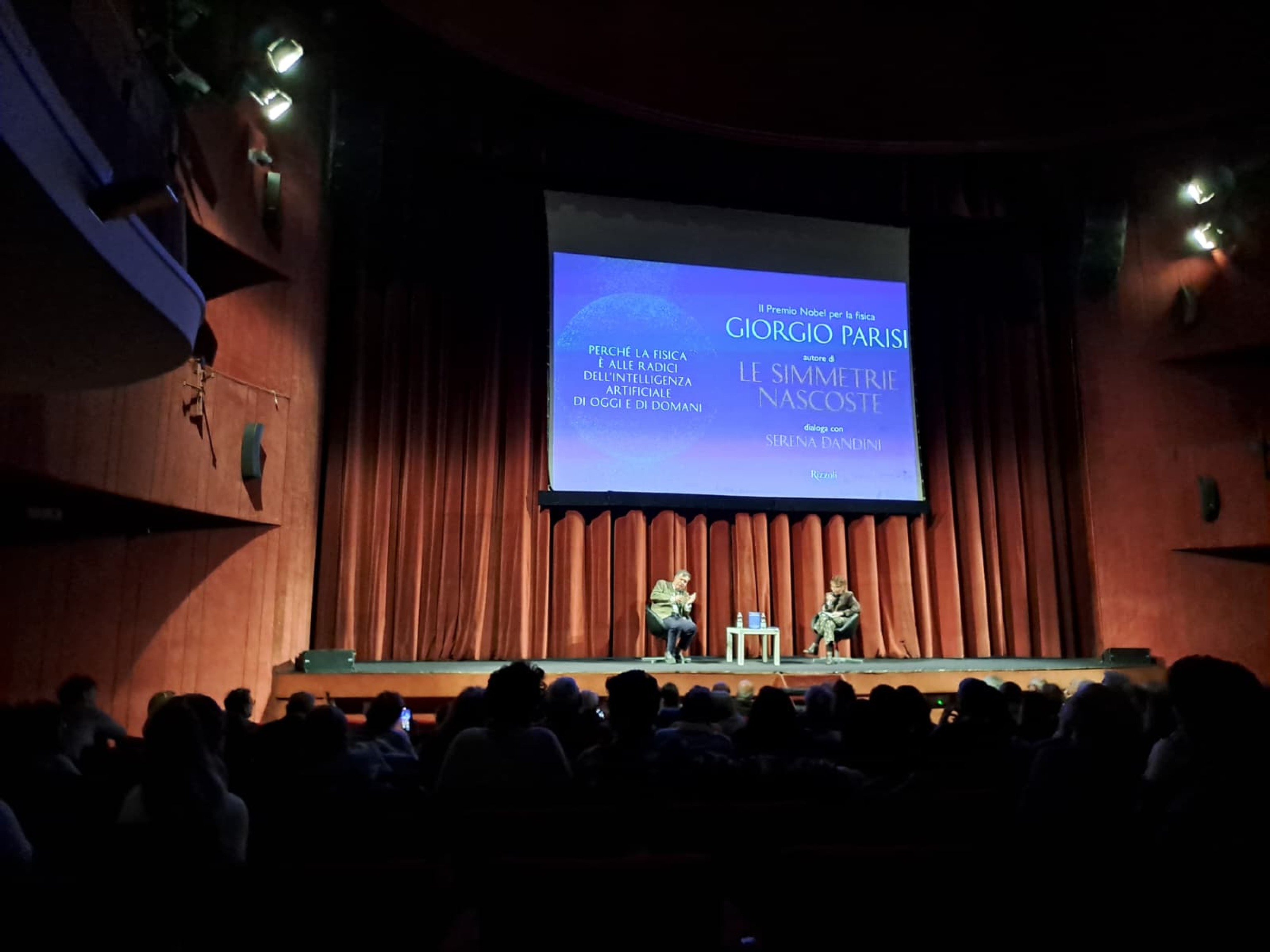 Parisi, nelle 'simmetrie nascoste' il profumo della scienza