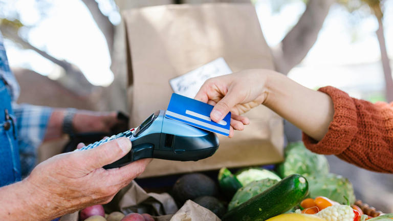 Places you should absolutely never use your debit card, according to ...