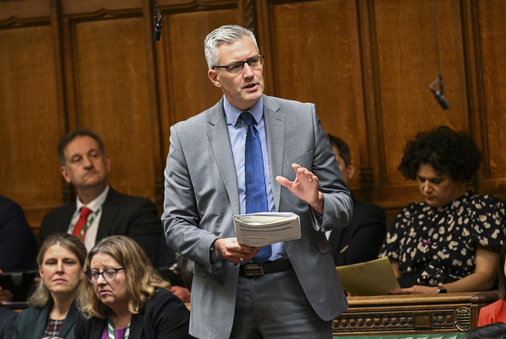 David Smith MP: 'It's time for a minimum age for social media access'