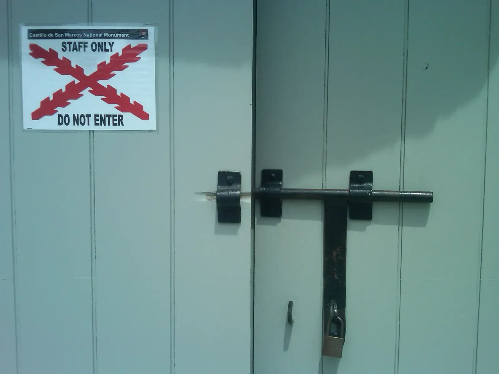 Easy targets: 5 deadly home security mistakes criminals love