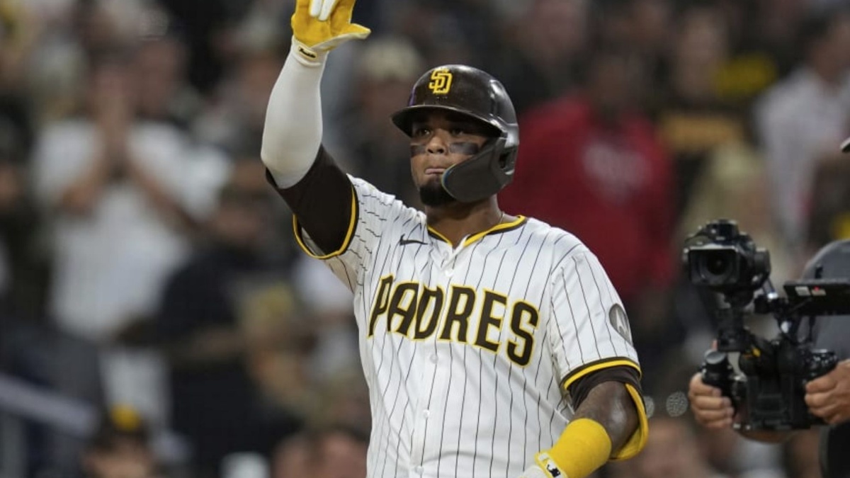 MLB: Former Padres star Martín Maldonado to debut as manager after ...