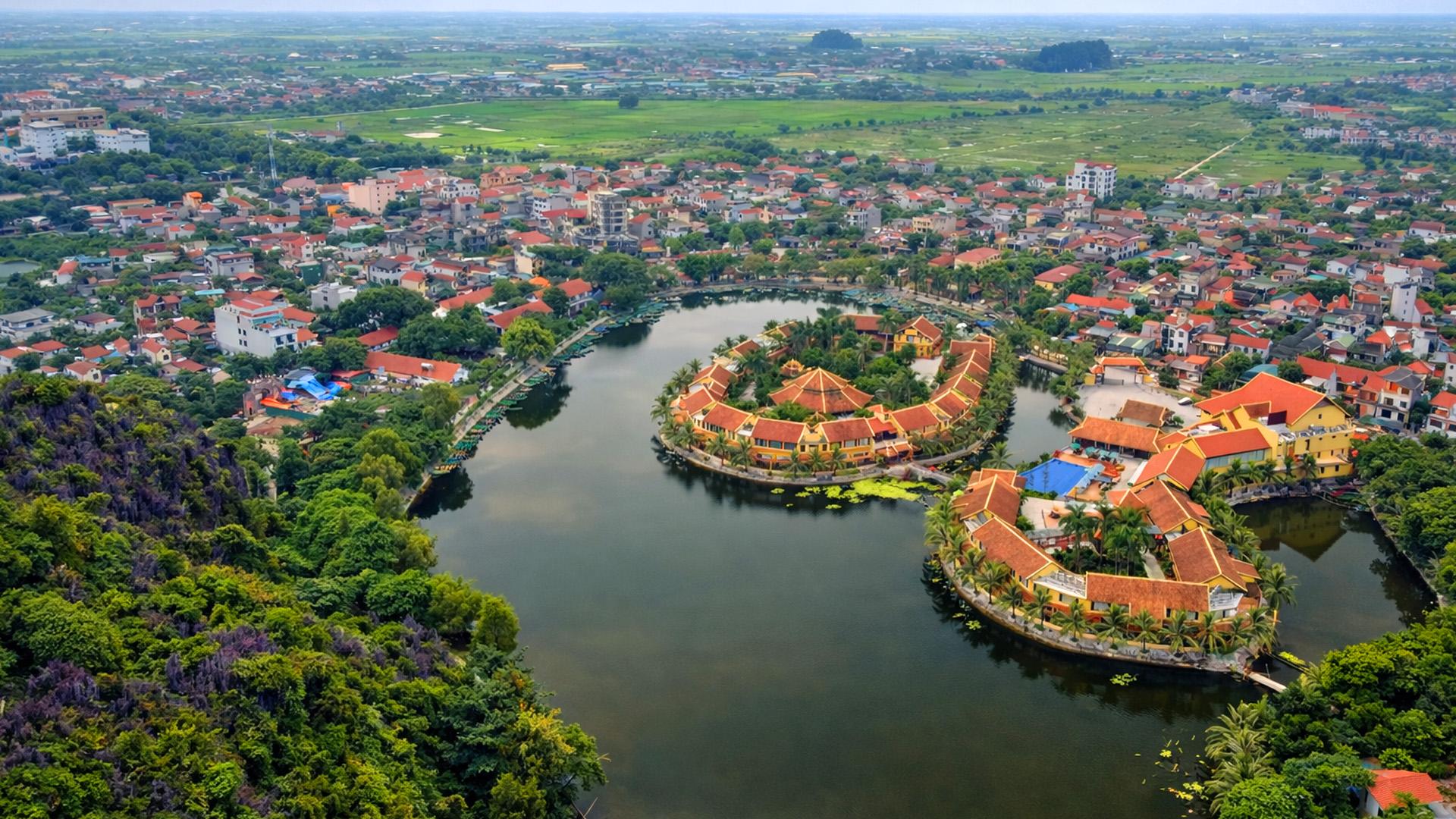 Coc Lake Thai Nguyen surrounded by traditional architecture