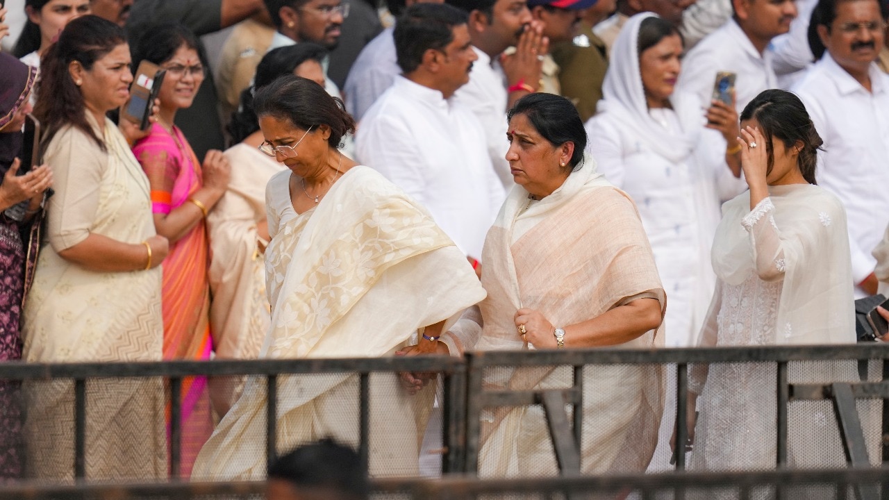 Supriya Sule is bhabhi Sunetra's pillar as family mourns Ajit Pawar