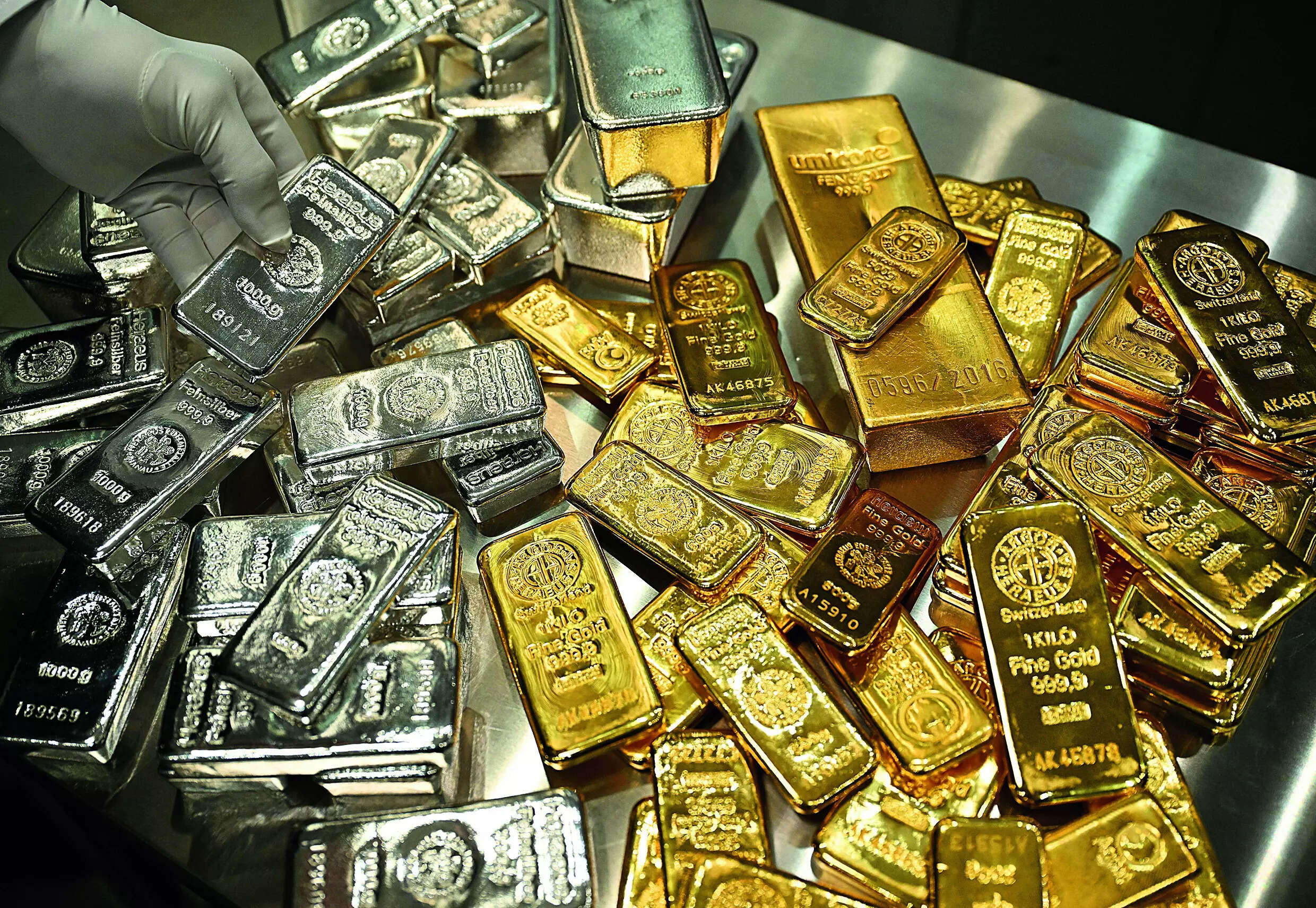 Gold is talking, silver is screaming: Is it time to rebalance your ...