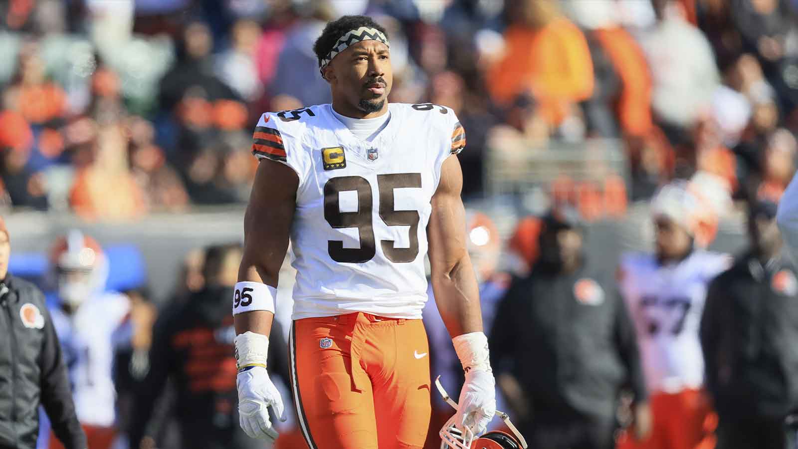 Browns’ Myles Garrett drops perfect reaction to Jim Schwartz drama