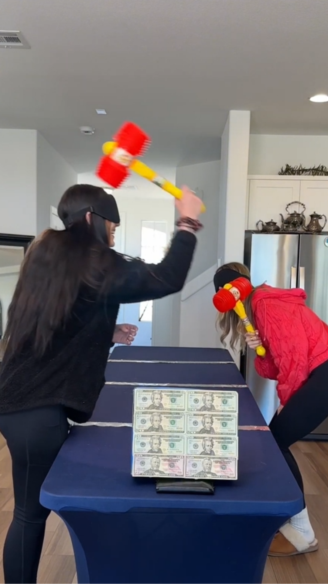 Silent showdown between sisters – who will break first?