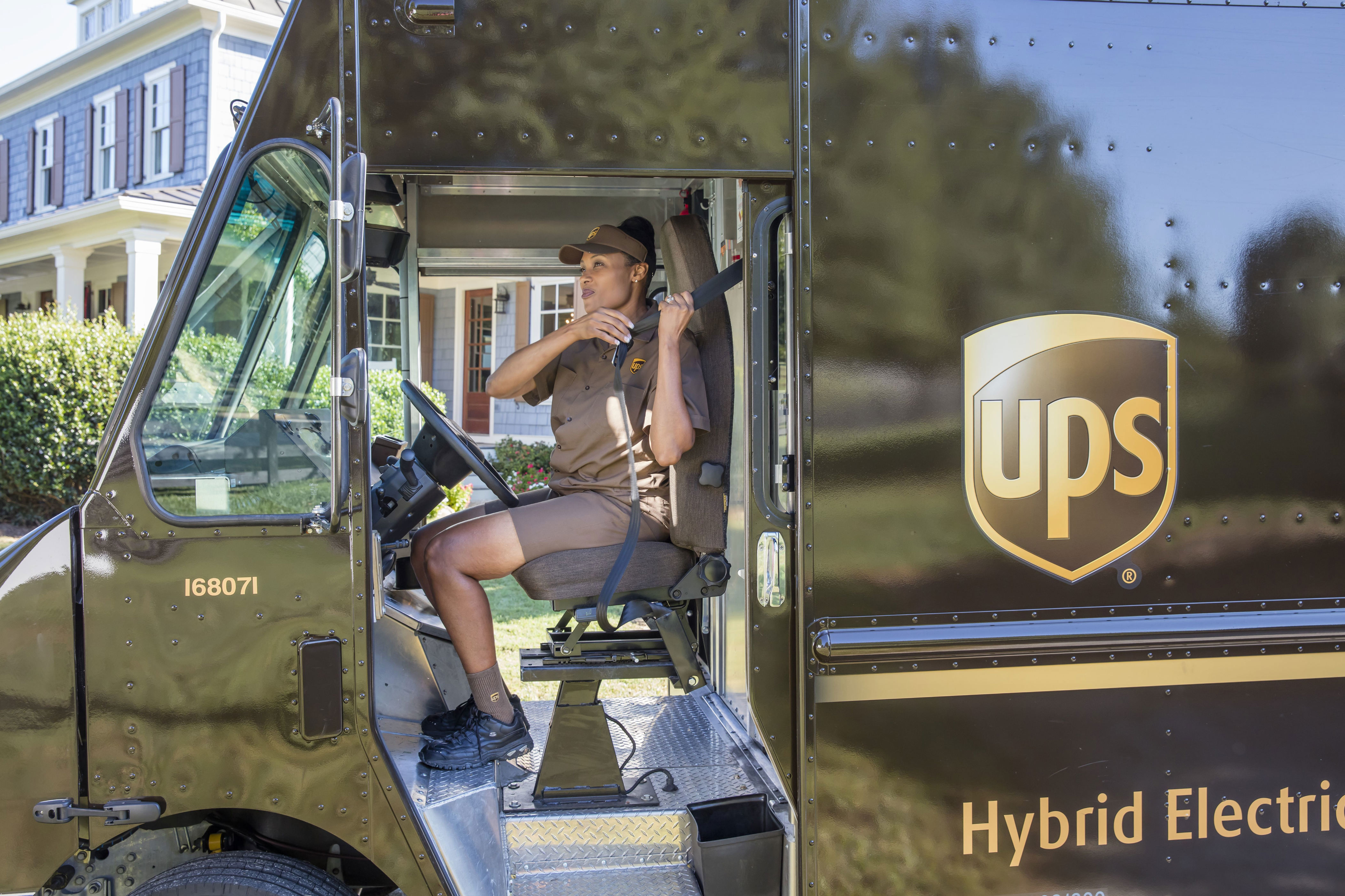 UPS just delivered good news, bad news, and great news for investors
