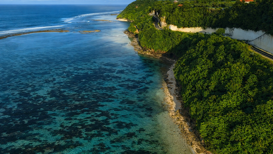 Coastal serenity in nature’s embrace