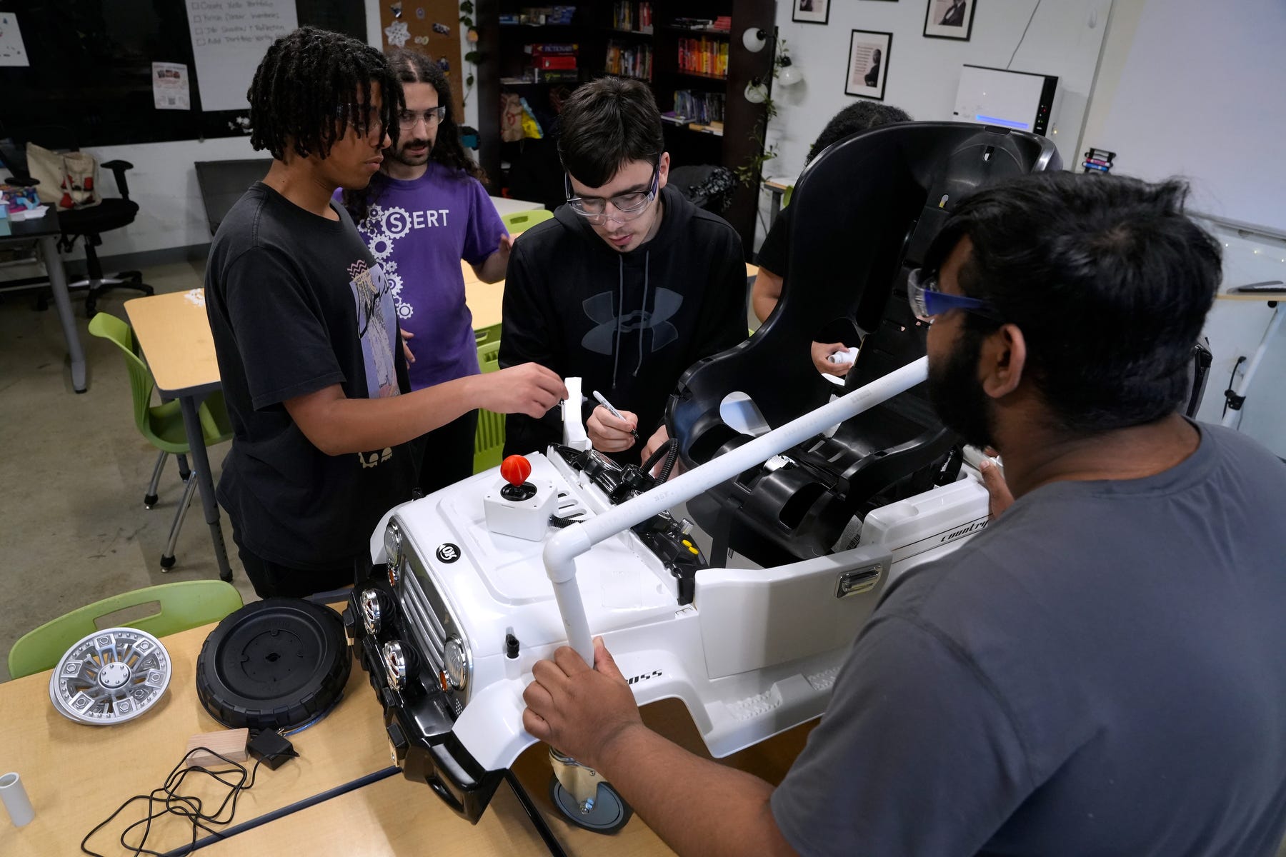 Growing up is hard. Going it alone is harder: Commentary