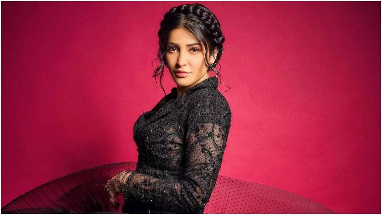 Shruti Haasan opens up about how 'suffering with crippling anxiety' led ...