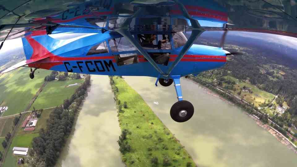 Watch an older pilot fight through a tough training day