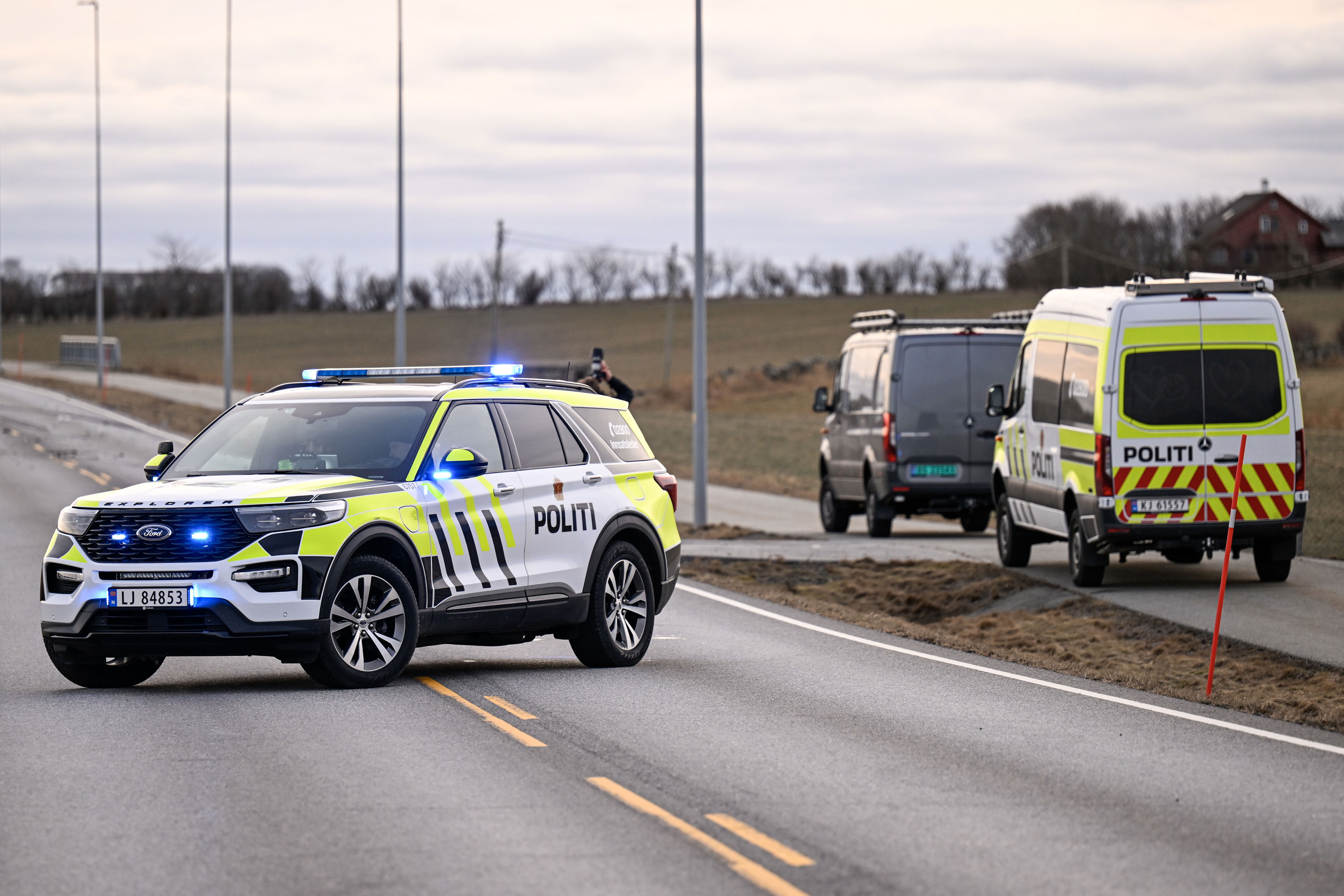 Én død og to kritisk skadet i trafikkulykke på Jæren