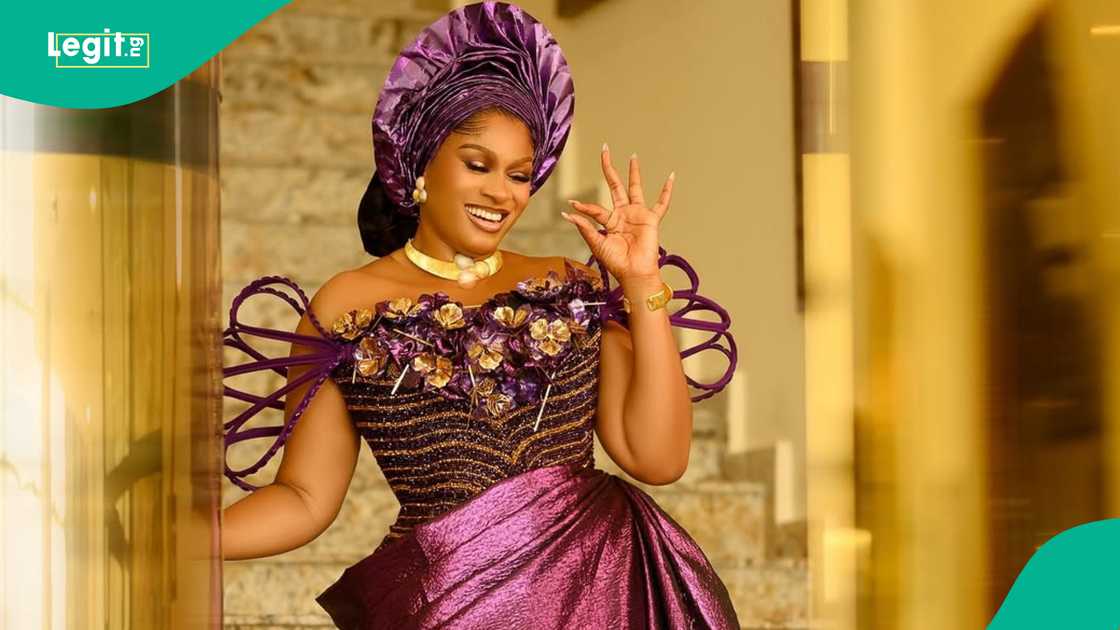 Junior Pope, you for consider your 3 boys: Actor's widow Jennifer ...