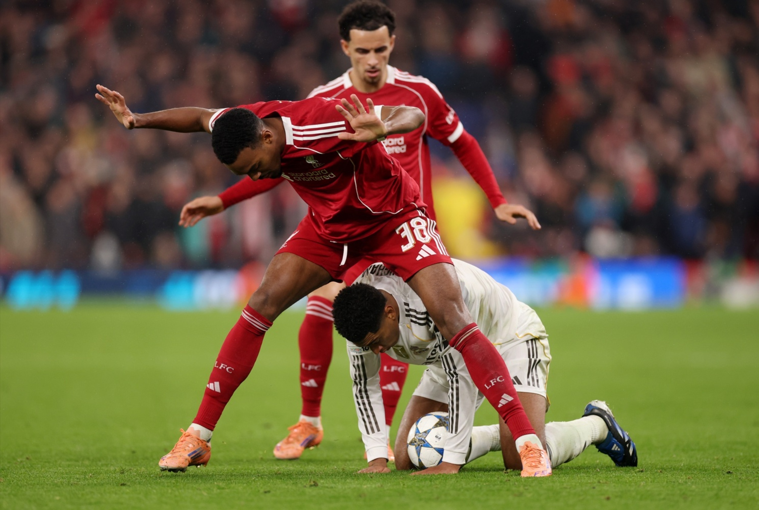 Liverpool fans may simultaneously laugh and cry at Ekitike’s reply to ...