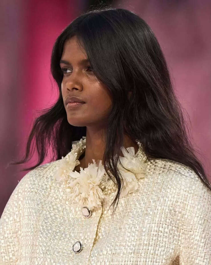 These two Indian models just slayed Matthieu Blazy’s first Chanel ...