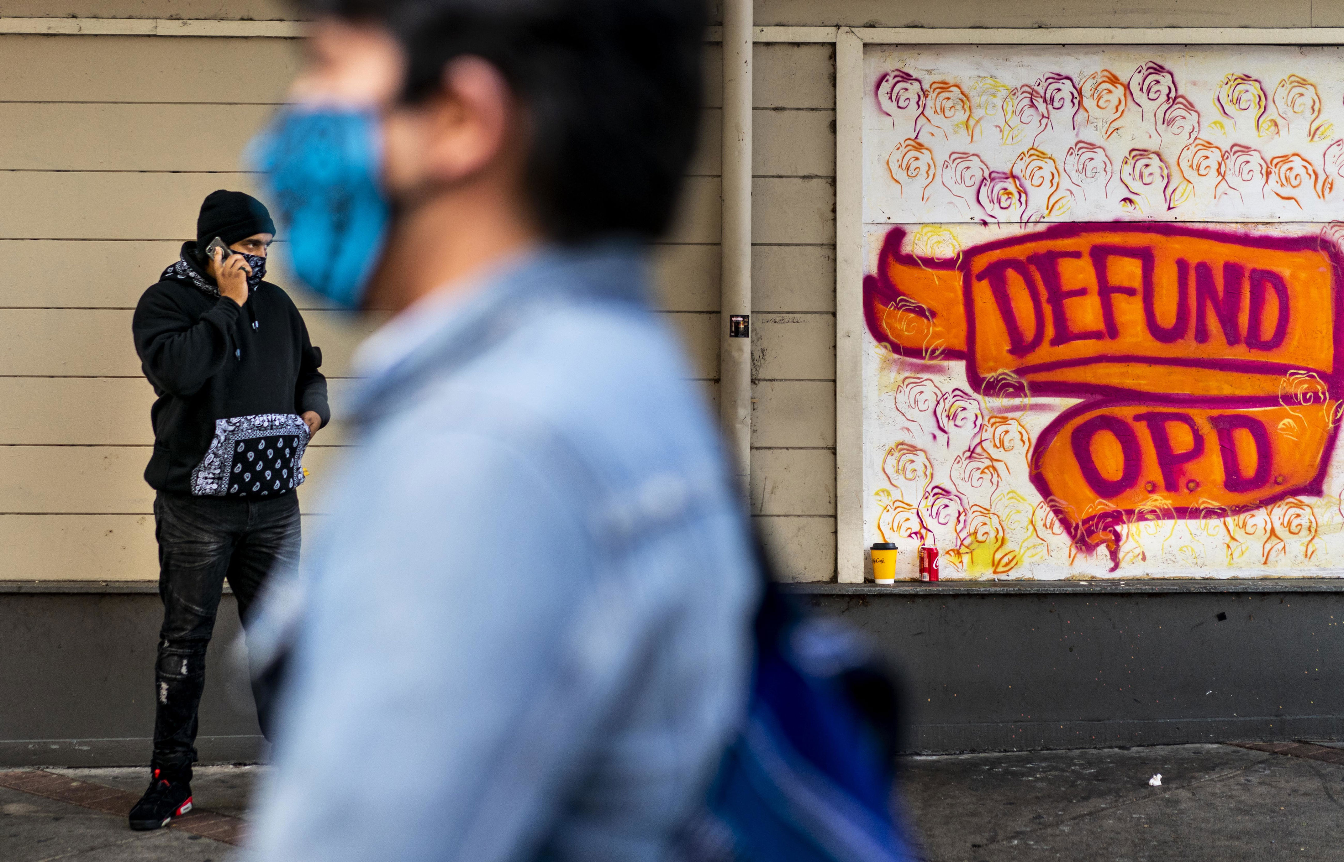 Top Democratic groups urge party to shed soft-on-crime image, hire police