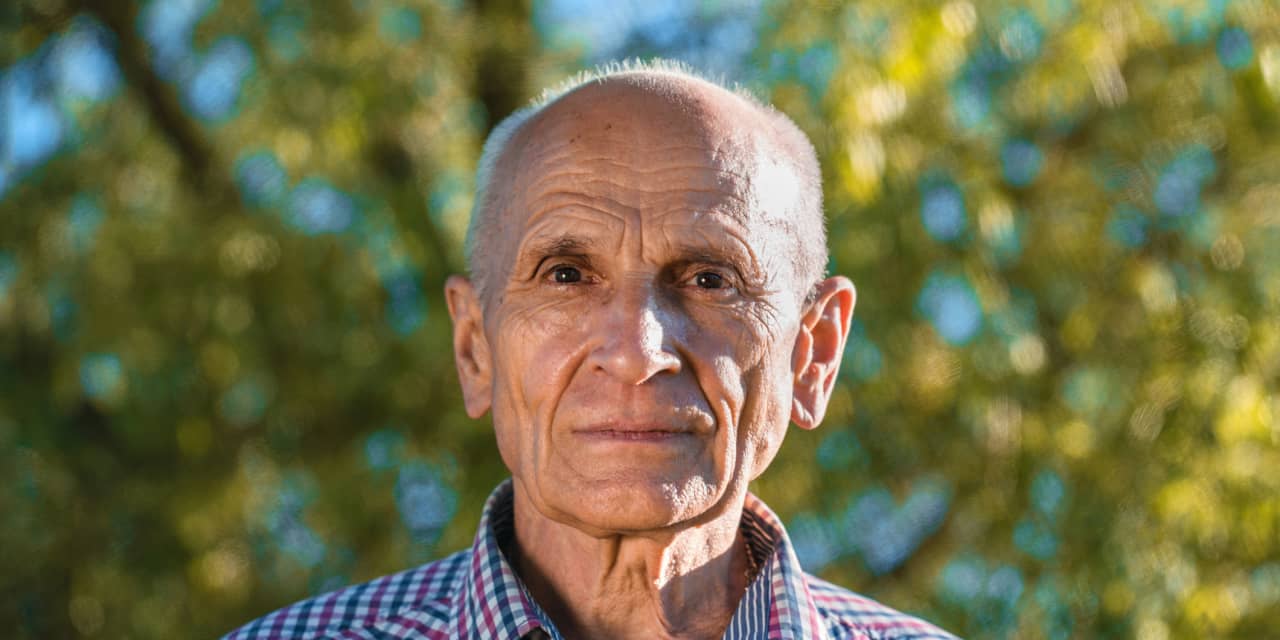 ‘I’m worried about cash flow’: I’m 71 with a $2.7 million IRA and $470K ...