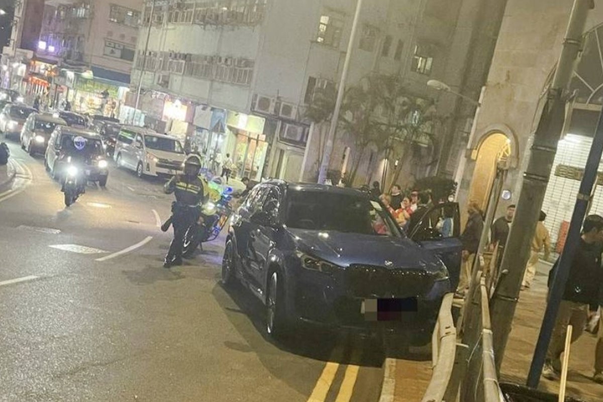 11-year-old boy steers car to safety after father faints at wheel