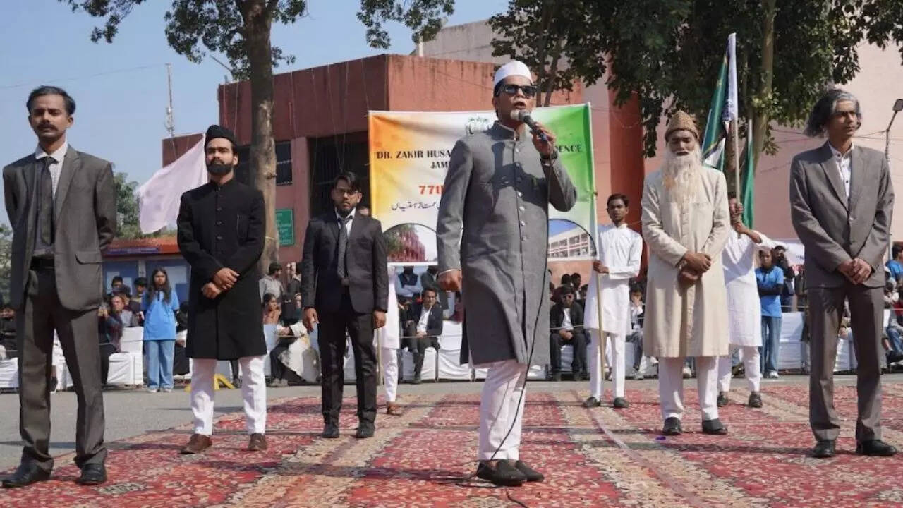 JMI celebrates a colourful Republic Day reflecting on Indian values