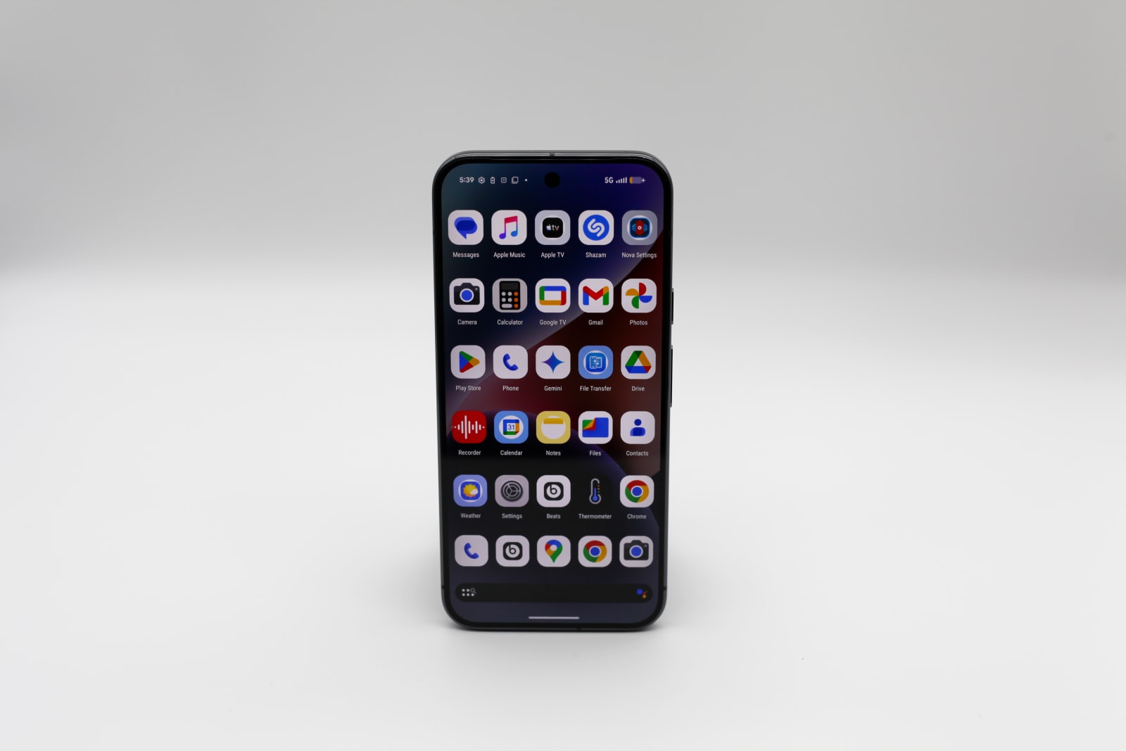 I turned my Pixel 10 Pro into an iPhone with these hacks