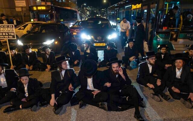 As Haredi protests spiral into perilous chaos, police are often nowhere ...