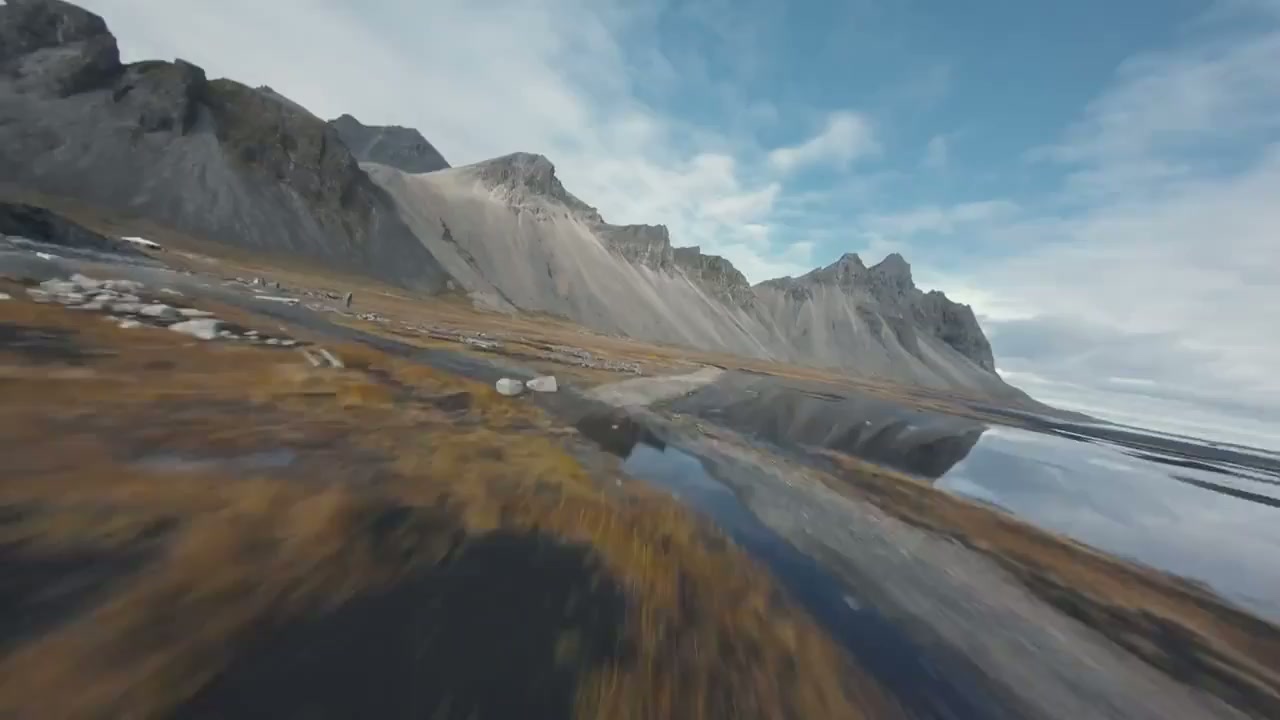 L'Islanda catturata dai droni con visuale in prima persona, parte 1