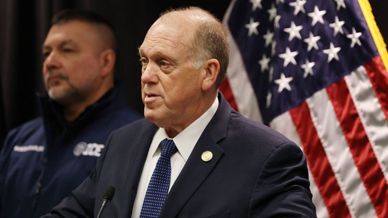 Border czar Tom Homan vows to stay in Minnesota 'until the problem's gone'