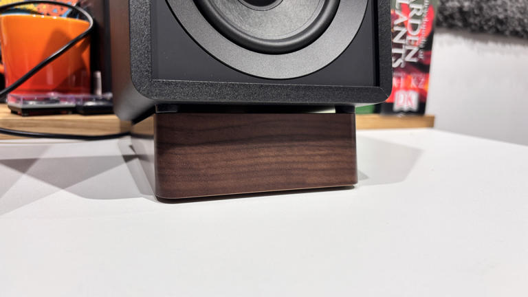 These Onkyo desktop speakers are affordable, versatile and sound pretty ...