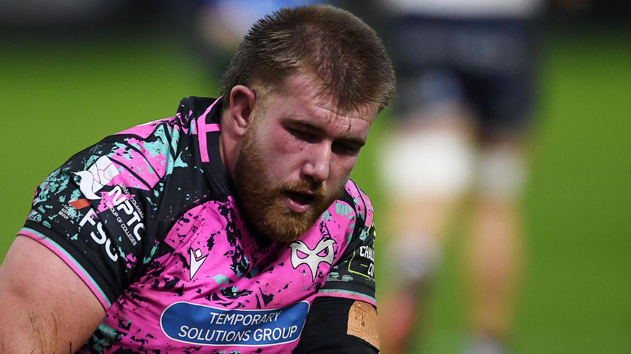 Prop Phillips signs Ospreys contract extension