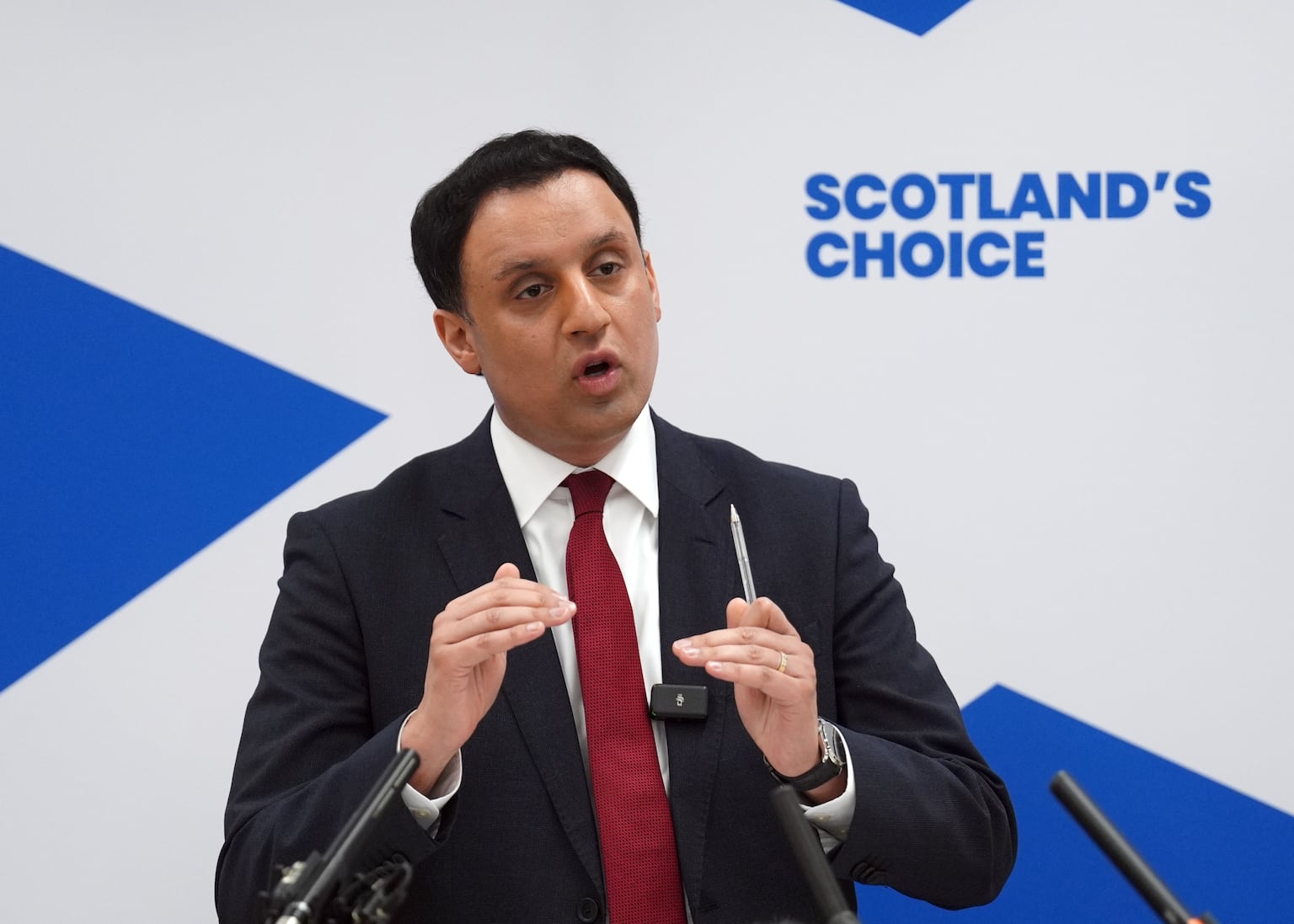 Meeting notes highlight 'political pressure' to open hospital – Anas Sarwar