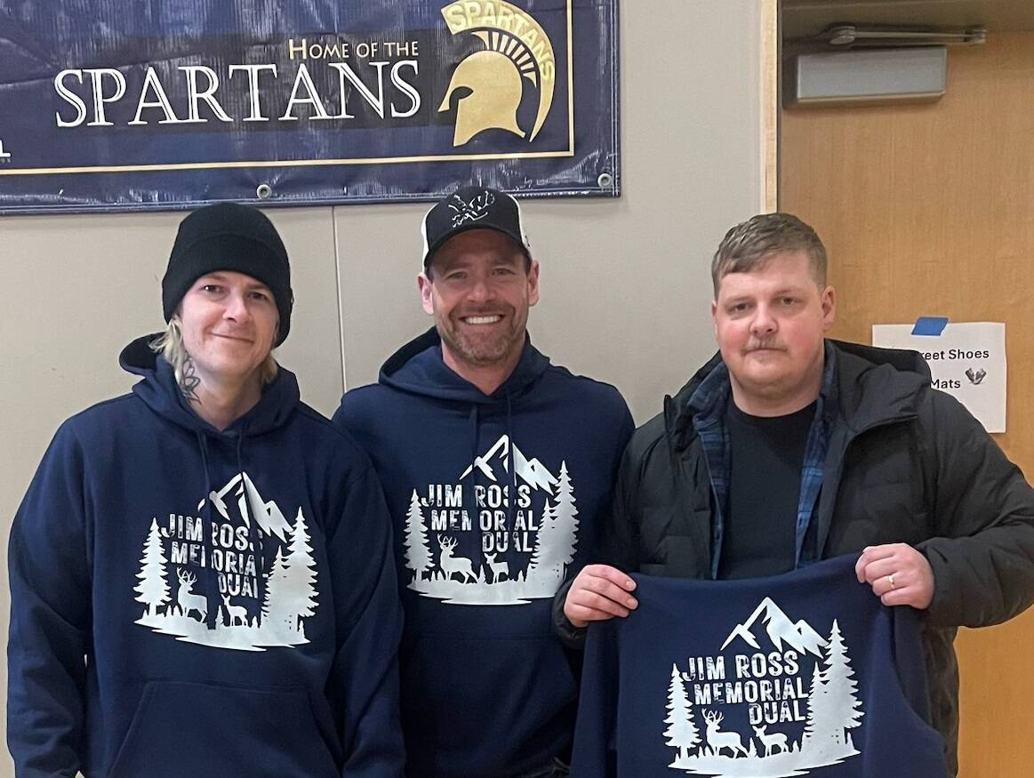 Wrestling community comes together to honor Jim Ross at Forks High School