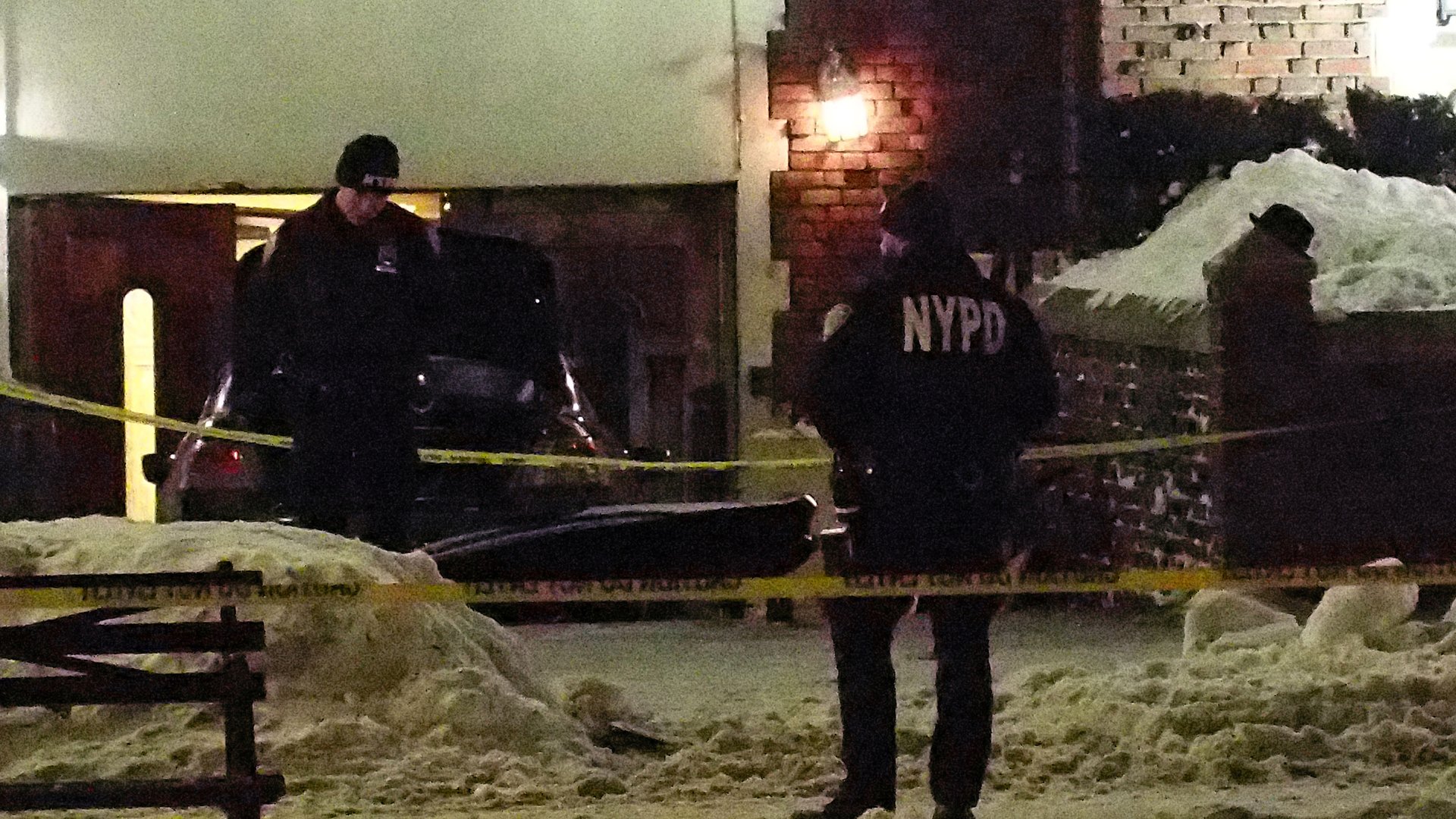 Car crash into Chabad headquarters in NYC being investigated as a hate ...