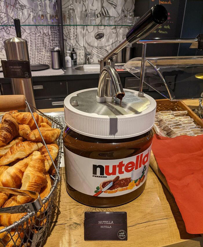 49 times people spotted such creative solutions at their hotels, they ...