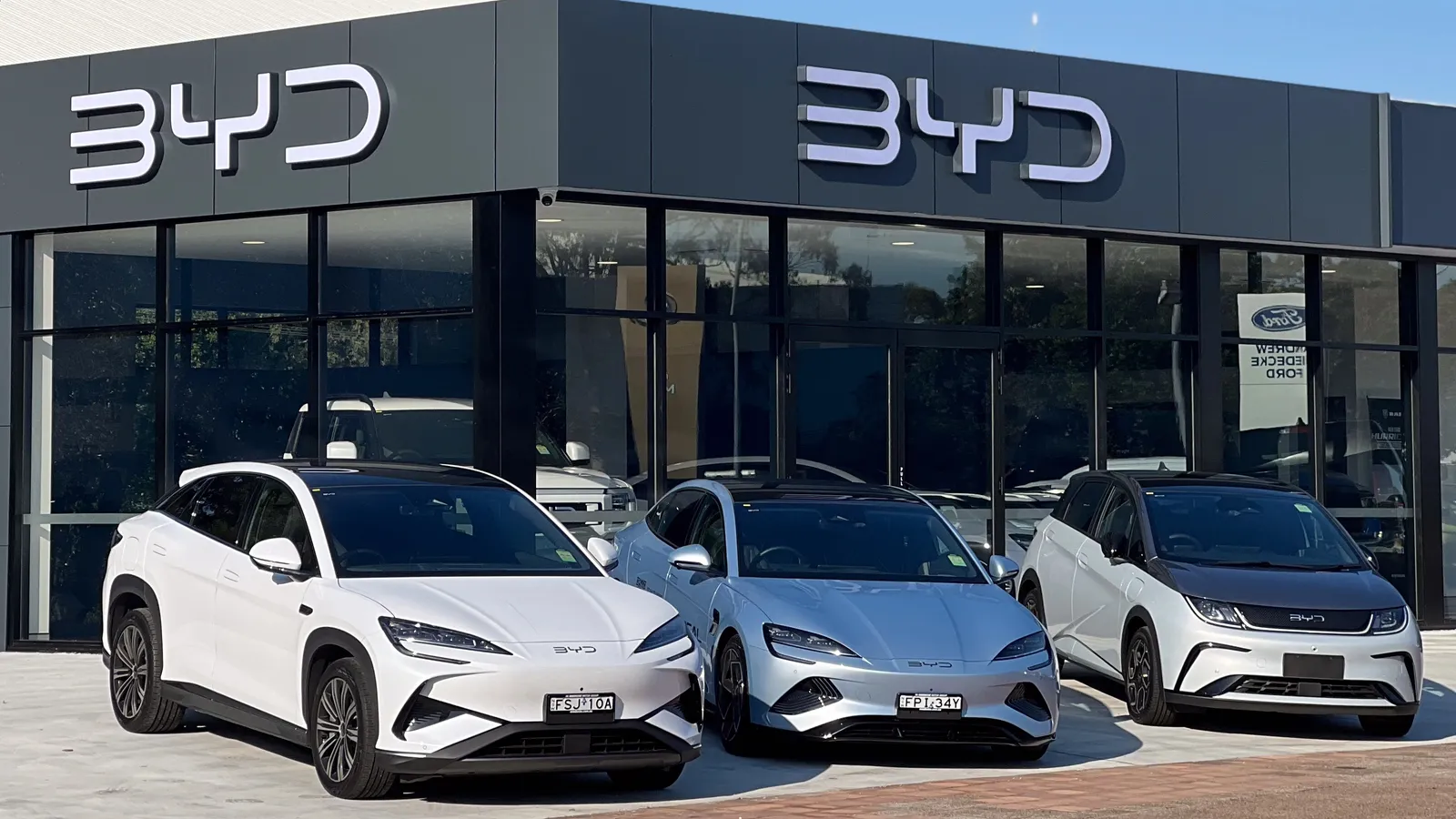 Canada opens the door to Chinese EV brands with lower tariffs