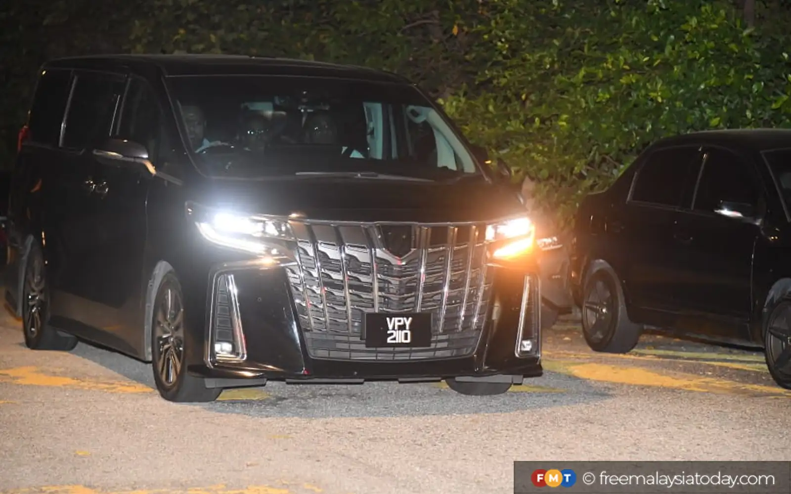 PAS’s absence at key meeting signals intention to leave PN?