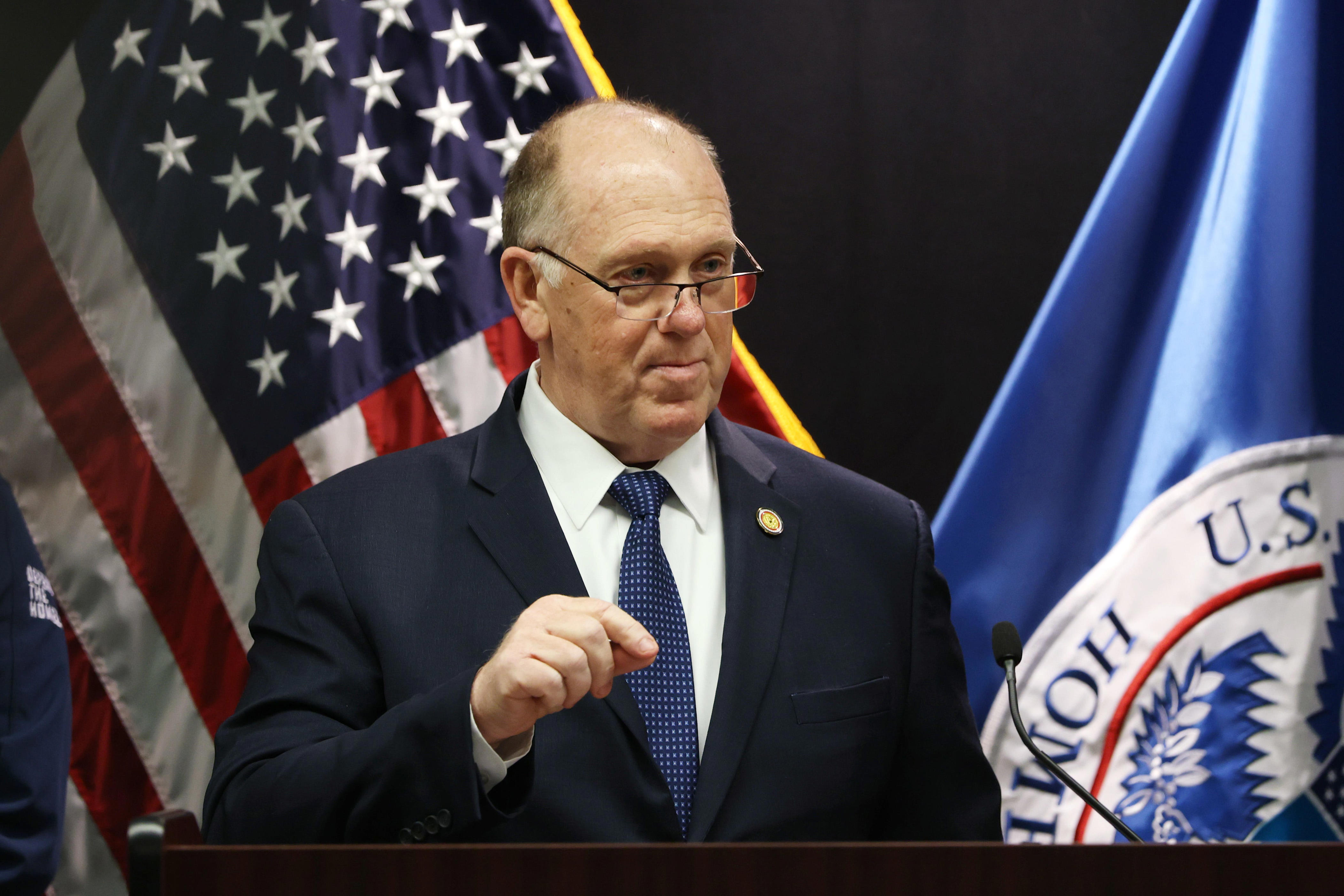 Border czar Tom Homan says expect a reduction plan in Minnesota after ...