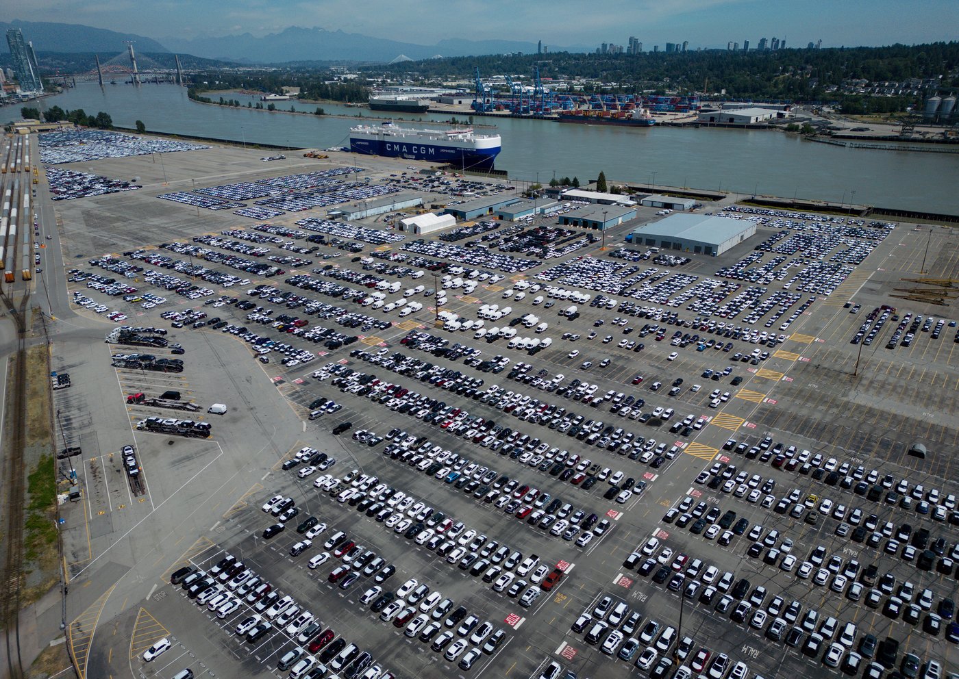 Statistics Canada reports merchandise trade deficit $2.2 billion in ...