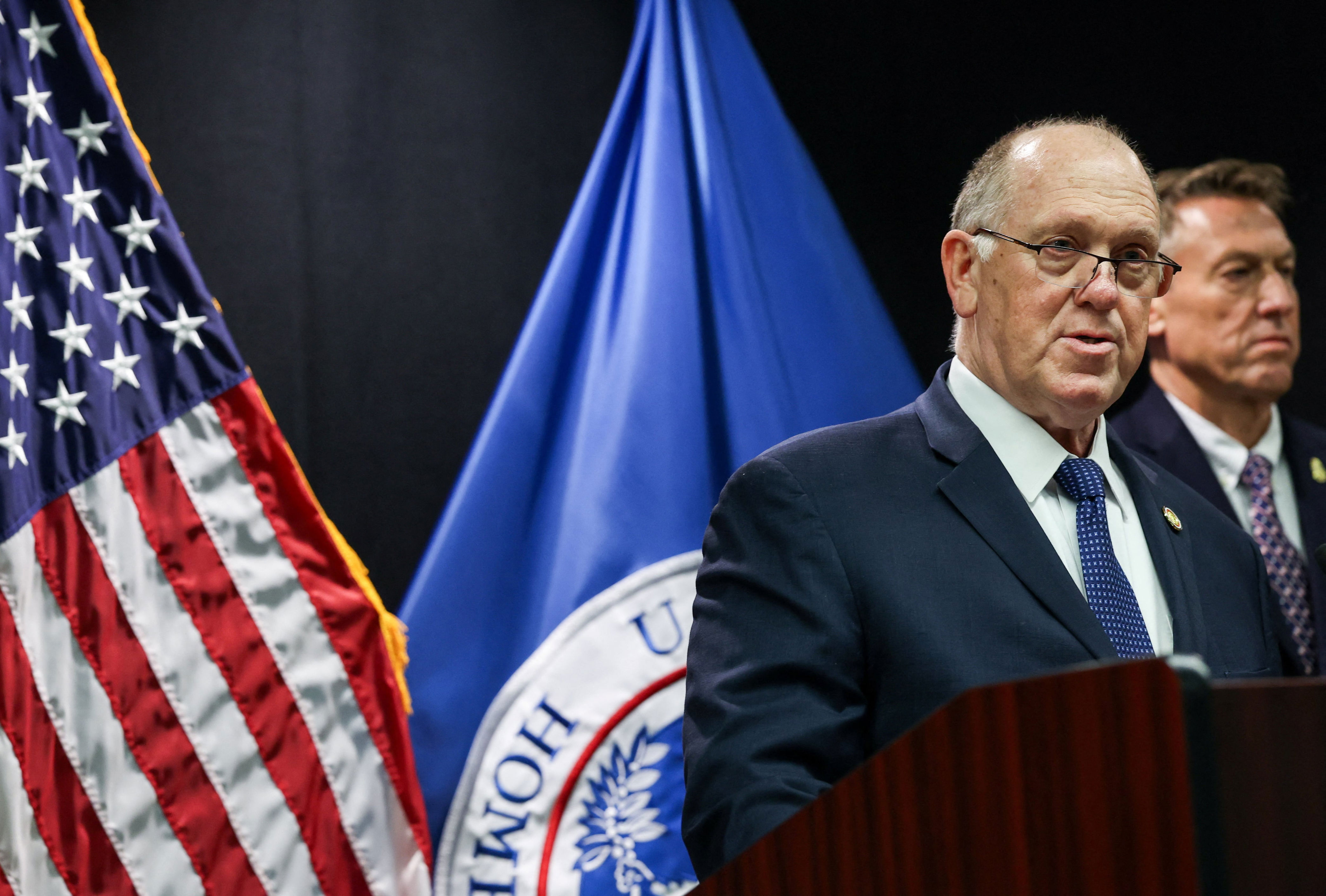 Homan, el nuevo jefe migratorio de Trump en Minneapolis: “Estamos ...