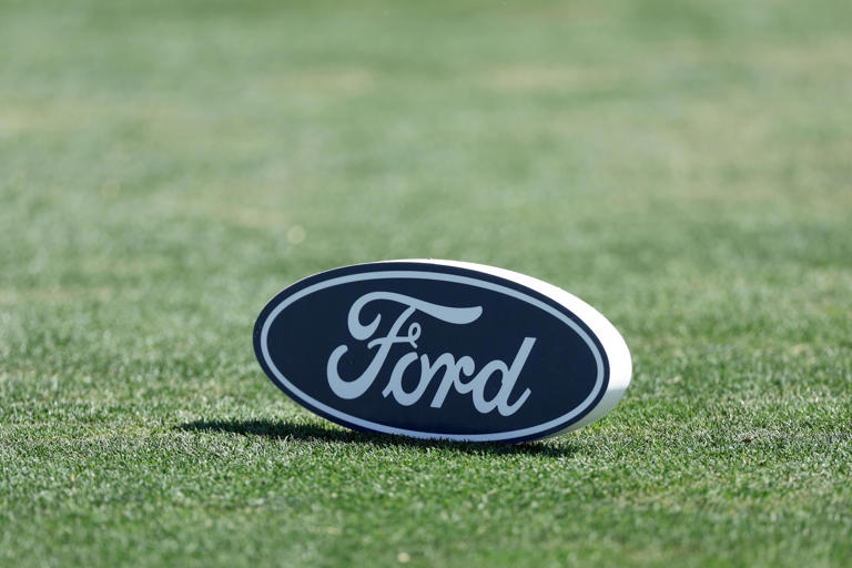 Ford named official vehicle of the LPGA