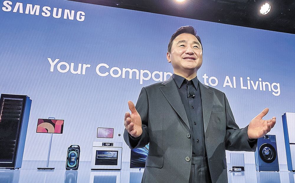 Samsung Electronics targets 400 million AI-integrated products