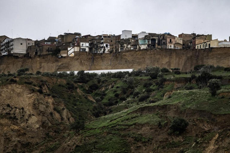 Meer dan 1.500 mensen geëvacueerd door aardverschuiving in Siciliaanse stad